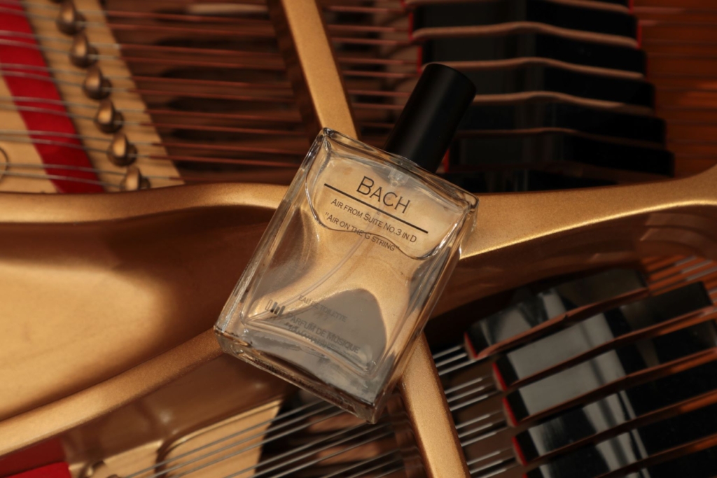 Perfumes Inspired by Masterpieces of Classical Music | ブログ | 創造都市・浜松